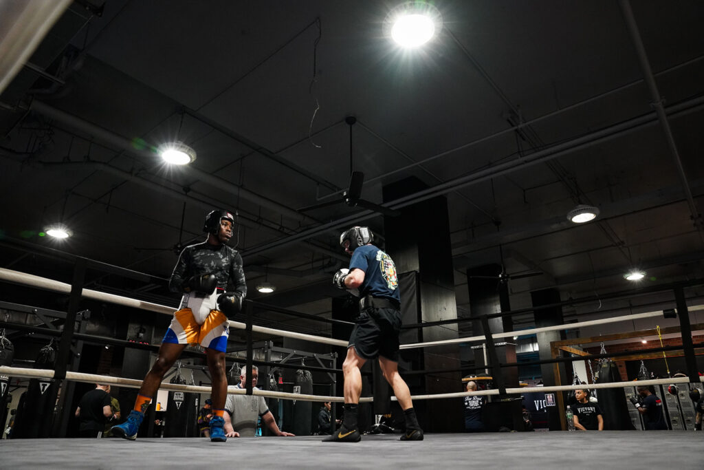 Battle of the Badges: FDNY vs. NYPD Fight Night - Tunnel to Towers ...